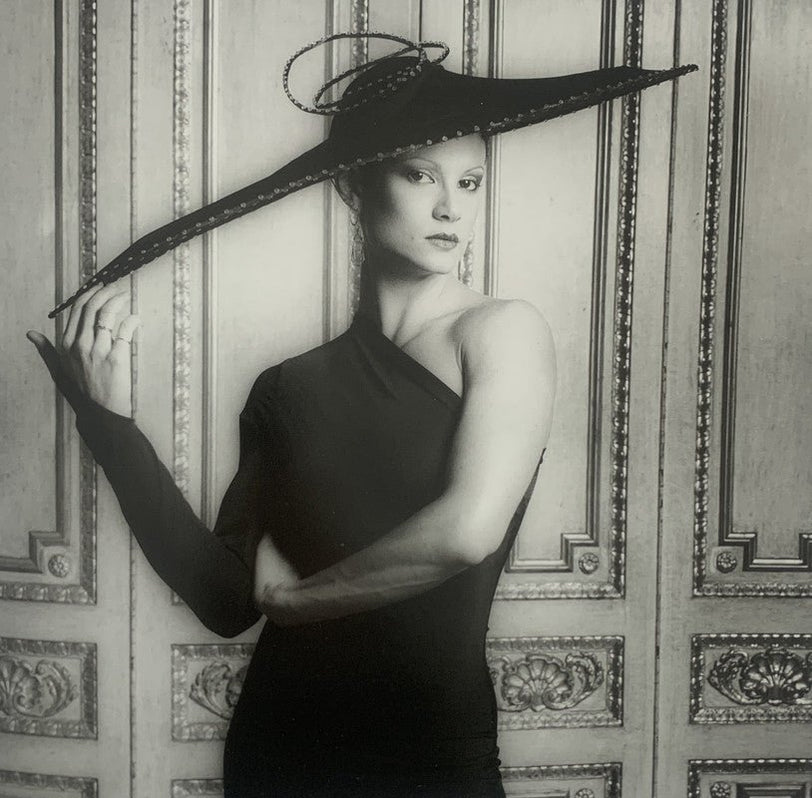 Robert Mapplethorpe - Lisa Lyon , 1982 - Print in Colors - FineArt Vendor